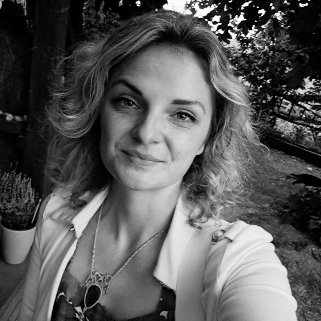 Domov | Sara Hrovatic